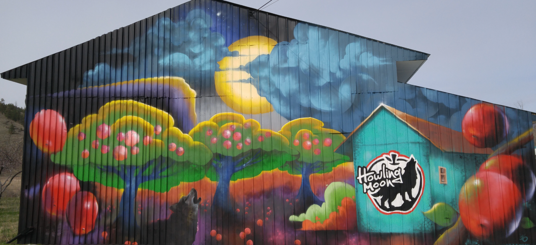 Howling Moon Craft Cider - Destination Osoyoos